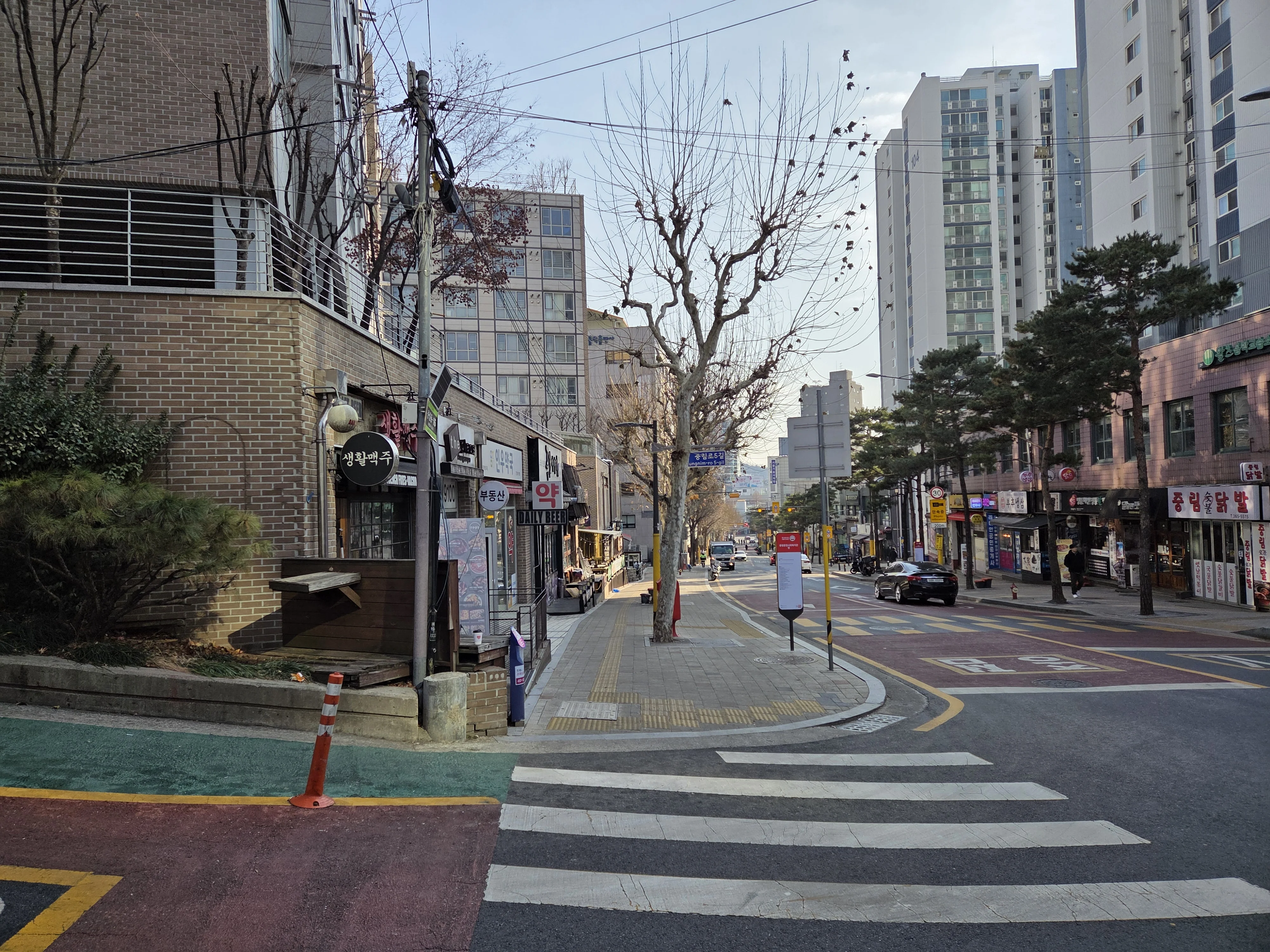 Seoul’s Transformation: K-Drama Landmarks & Traditional Market Walk ...