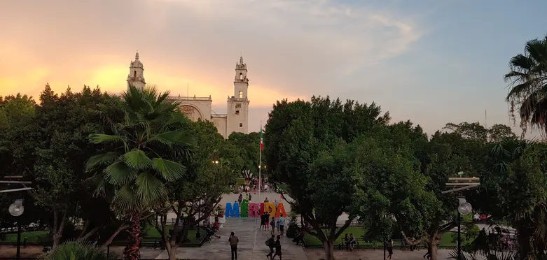 Tour al tramonto di Merida: storia e segreti nascosti | GuruWalk